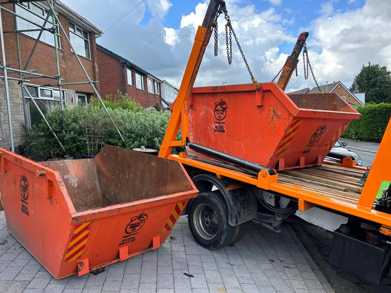 Skip Service Middleton | Orange Skips NW | Book Online 24/7