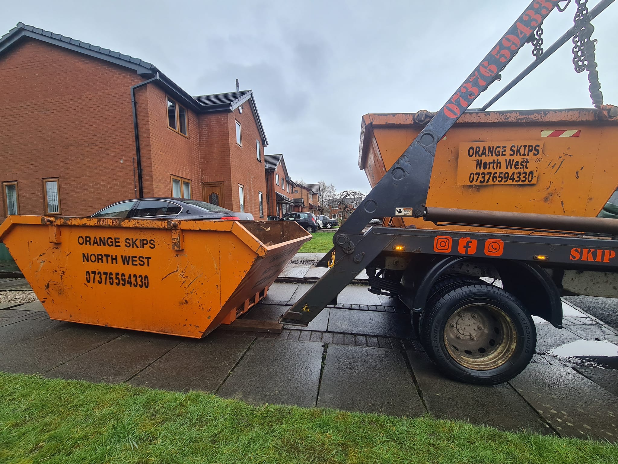 Skip Company Ramsbottom | Orange Skips NW | Book Online Now