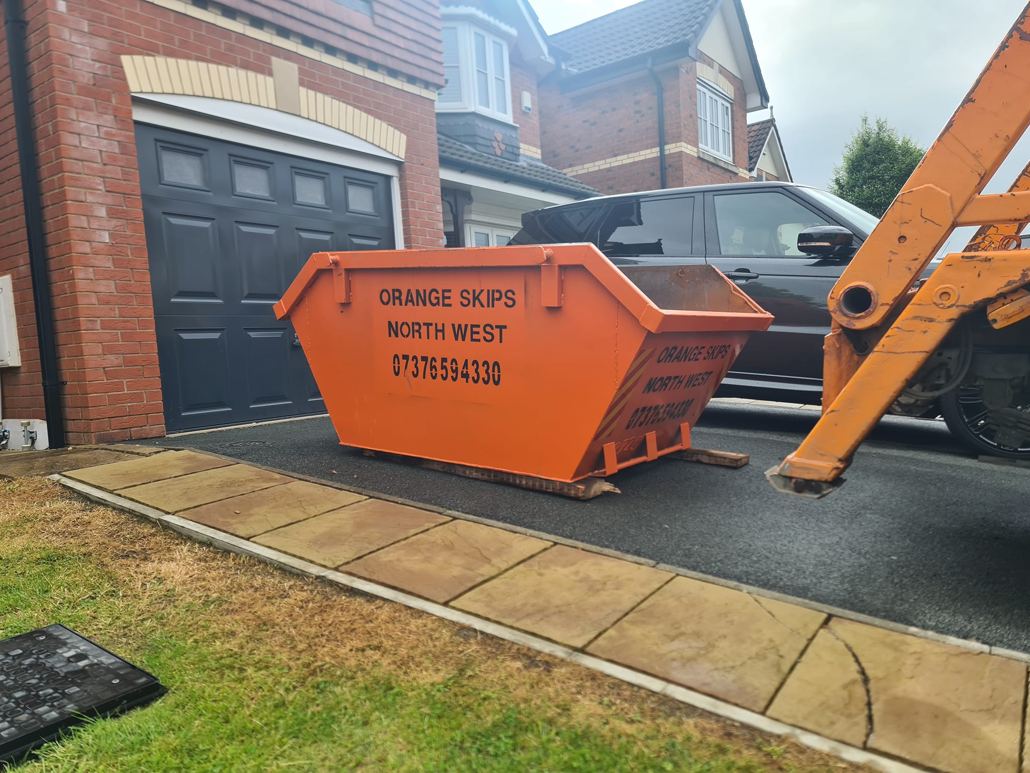 Skips Horwich | Orange Skips NW | Book Online Today!